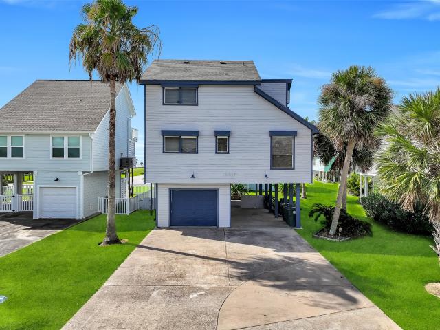 13819 San Domingo Drive