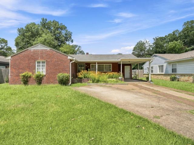 1381 Oak Ridge Dr