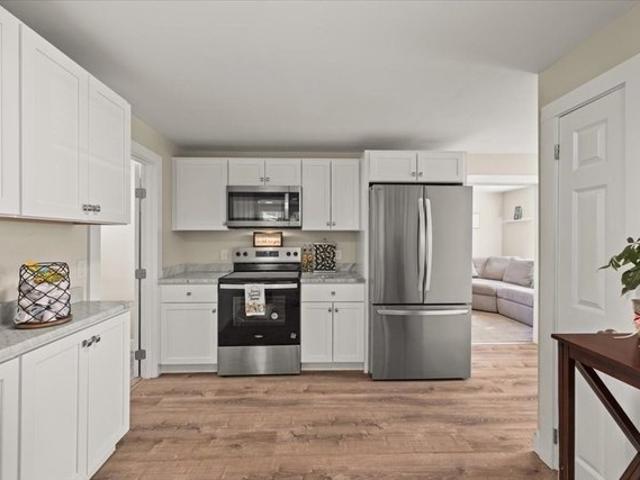 1381 Cohannet St, Taunton, MA 02780