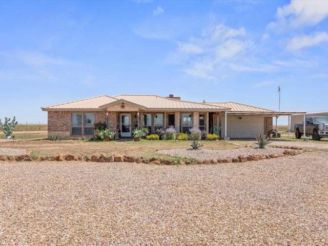 1381 FM 40, Ralls, TX 79357