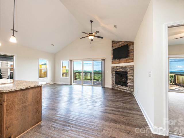 1381 River Club Ridge # C8