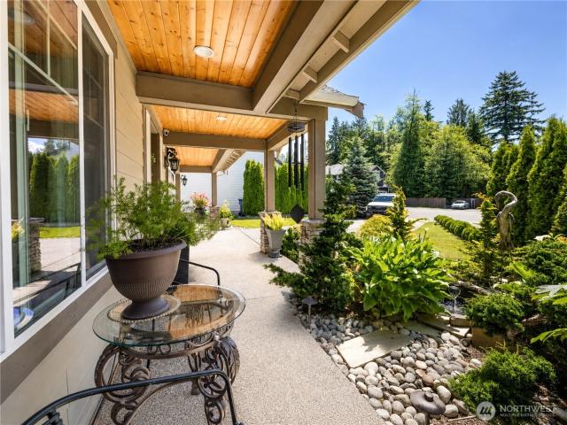 1381 st Avenue W