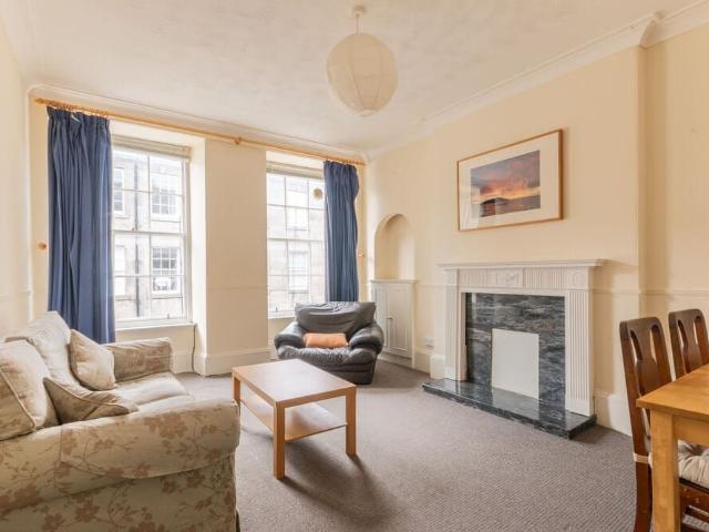 1381LT Brighton Street, Edinburgh, EH1 1HD