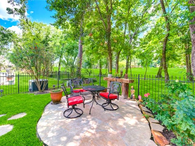 13823 Fountainview Drive