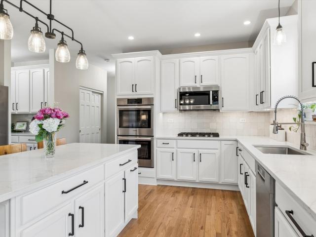 13821 Trillium Lane