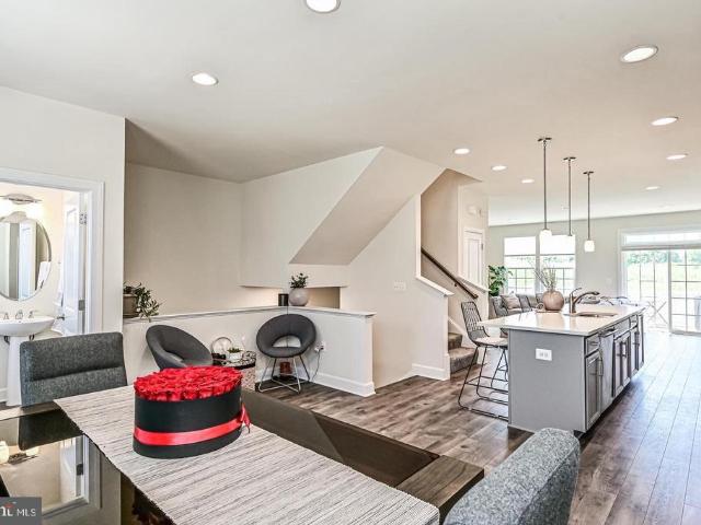 13821 Litespeed Way