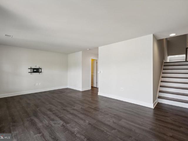 13827 Litespeed Way