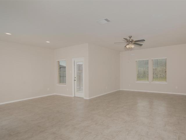 13824 Rock Island Trail