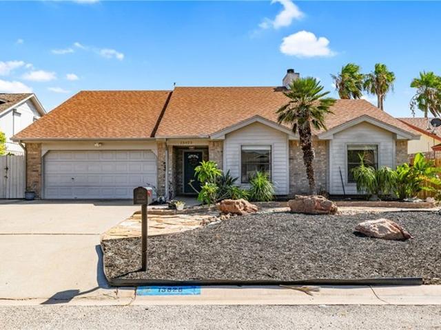 13825 Topsail St, Corpus Christi, TX 78418