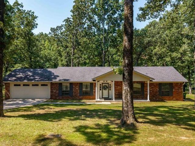 13825 Mac Arthur Dr, North Little Rock, AR 72118