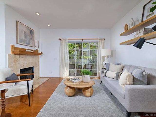 13826 Midland Rd, Poway, CA 92064
