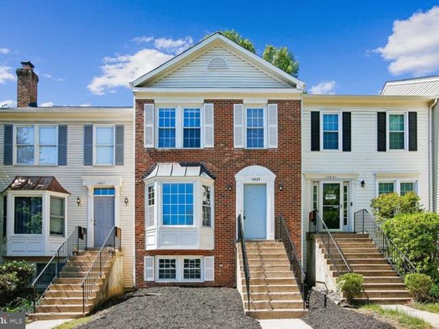 13829 Wakley Ct, Centreville, VA 20121