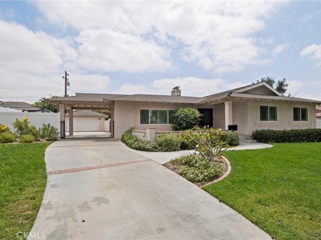 1382 N Ukiah Way, Upland, CA 91786