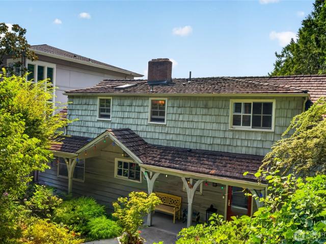 1382 nd Avenue NE