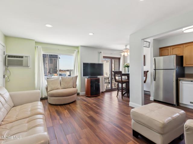 1382 Ocean Avenue Unit 9 A