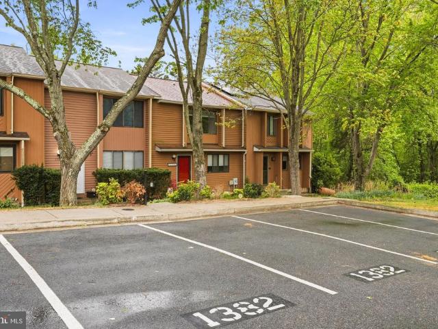 1382 Almond Drive