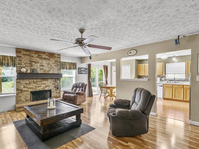 1382 Fall Ridge Drive
