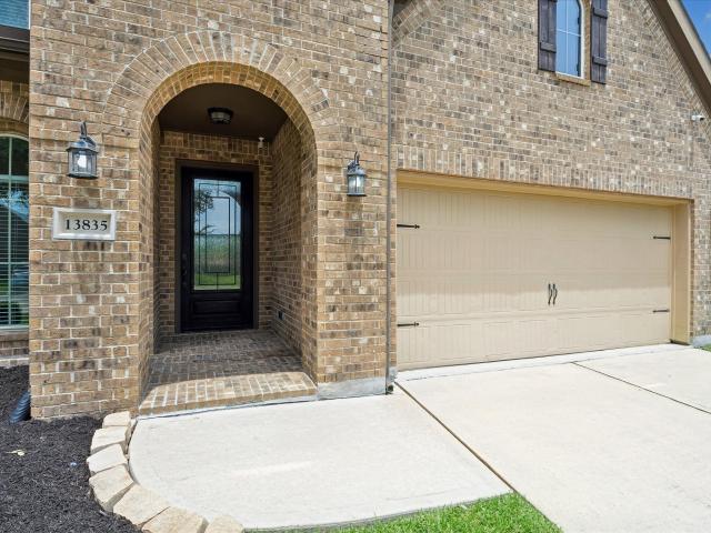 13835 Arbor Meadows Lane