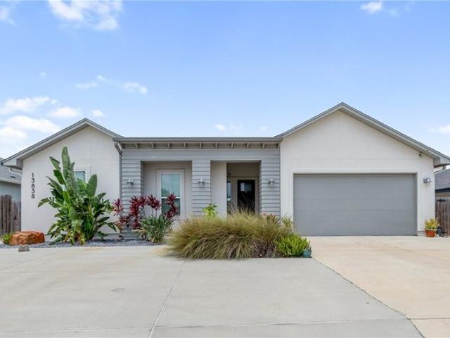 13838 Halyard Dr, Corpus Christi, TX 78418