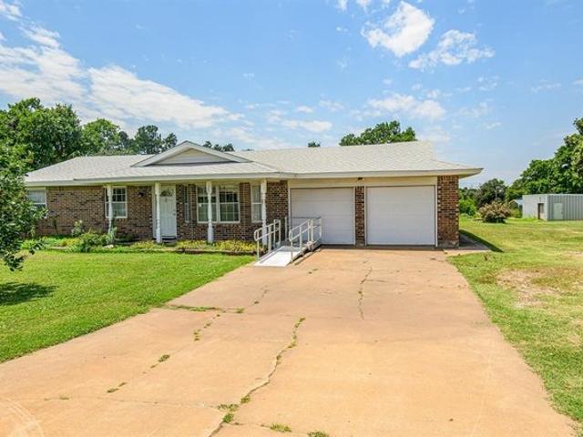 1383 N Peebly Rd, Choctaw, OK 73020