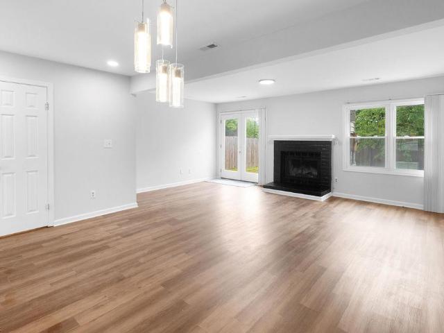 1383 Battleford DR
