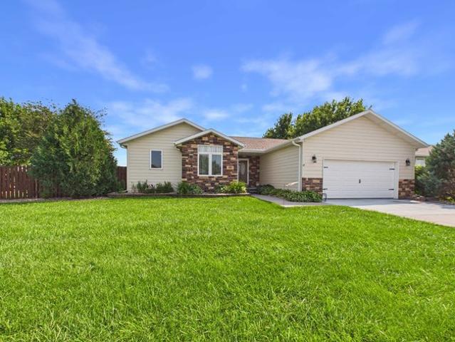 1383 Evergreen St, Minden, NE 68959
