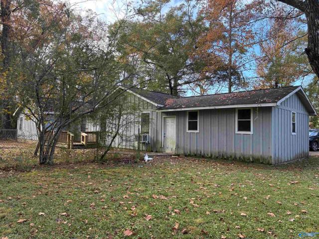 1383 Lasseter Road