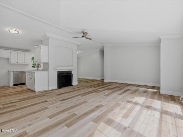 1383 Russell Road SW