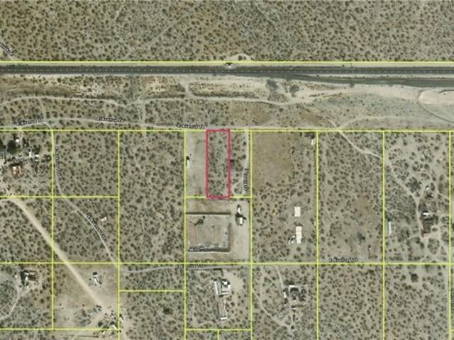 138th St E # T8 and Avenue, Pearblossom, CA 93553