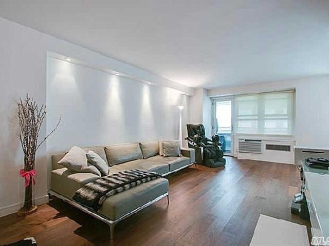 138 10 Franklin Ave Unit 16, Flushing, NY 11355
