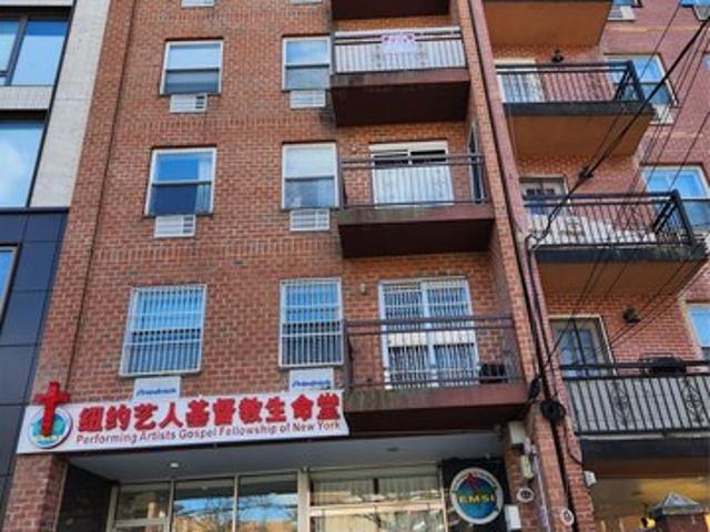 138 1 th Ave Unit 5, Flushing, NY 11354