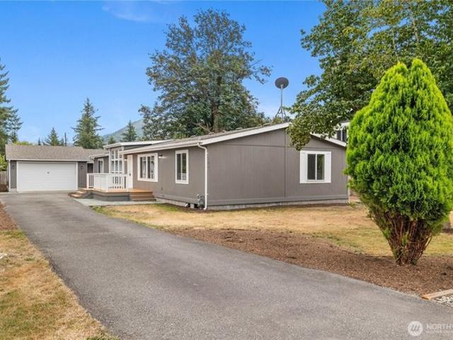 138 2nd St, Gold Bar, WA 98251
