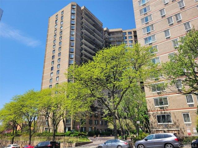138 35 Elder Ave Unit 14K, Flushing, NY 11355
