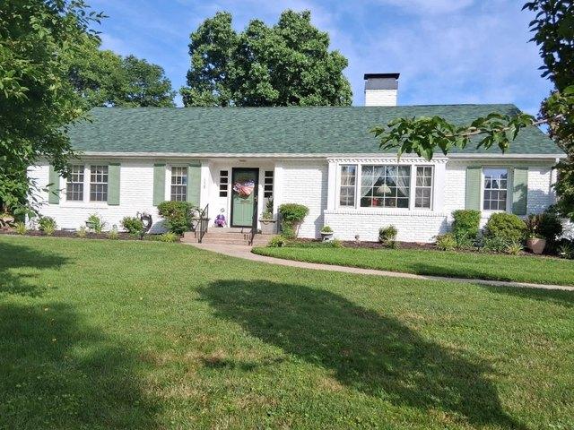 138 Country Ln, Frankfort, KY 40601