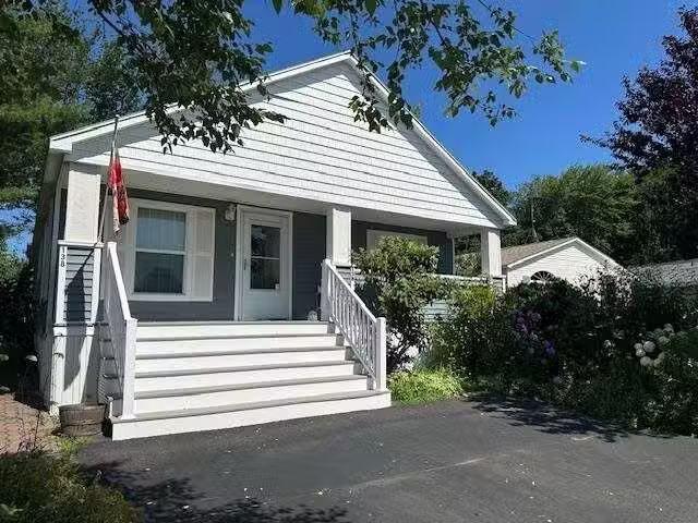 138 Codfish Corner Road, Portsmouth, NH 03801 654682034