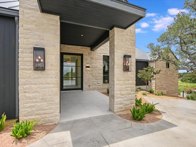 138 Coralberry, Horseshoe Bay, TX 78657 | MLS #174175