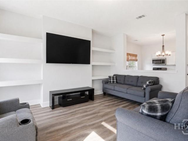 138 Cherokee Oaks Crossing