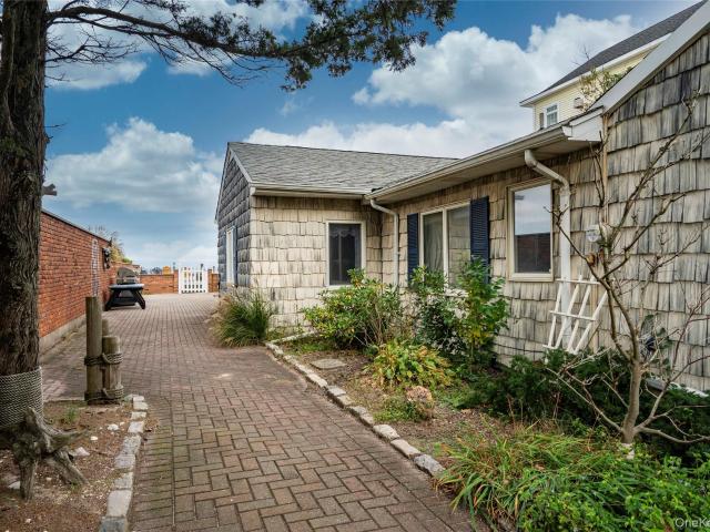 138 Asharoken Avenue