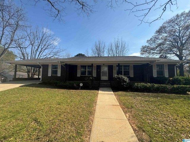138 Baker Ave, Hueytown, AL 35023