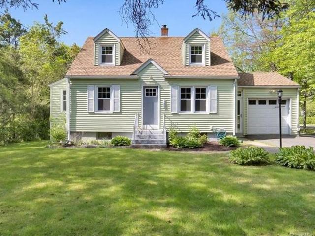 138 Blake Rd, New Britain, CT 06053