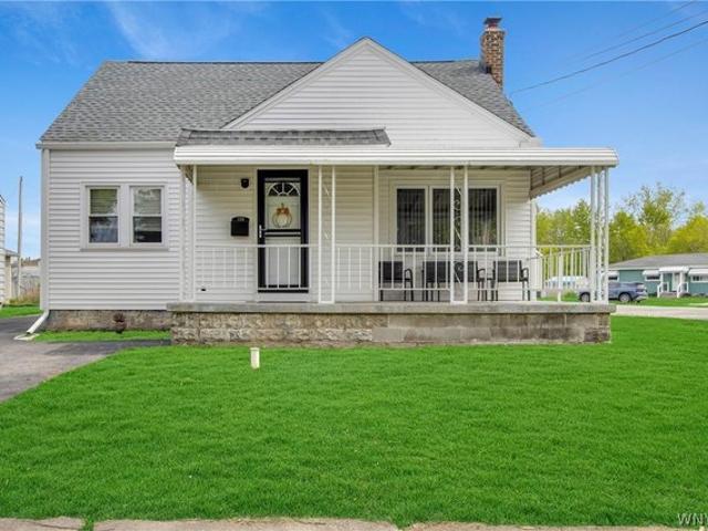 138 Burlington Ave, Depew, NY 14043