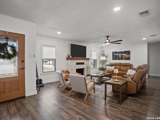 138 Greenlawn