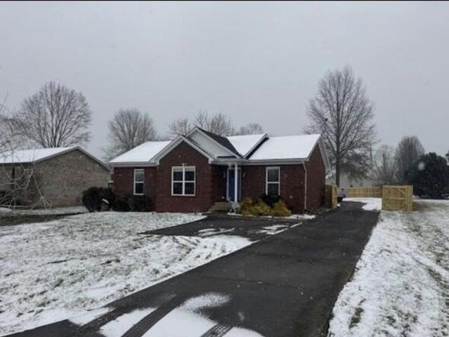 138 Dennis Dr, Shepherdsville, KY 40165