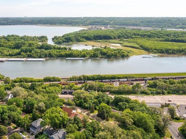 138 Dwane St, South Saint Paul, MN 55075