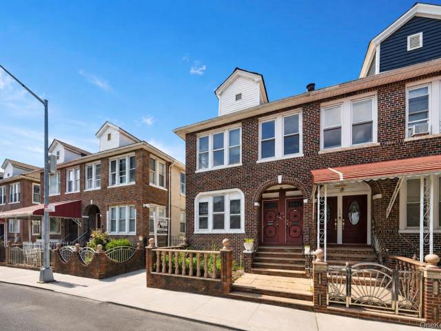 138 E 92nd Street