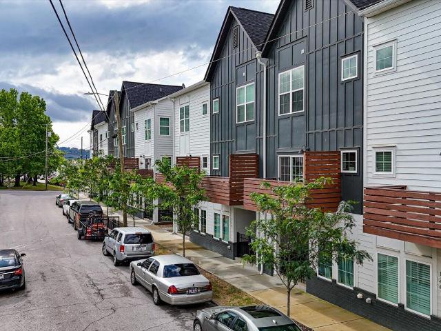 138 E 19th St, Chattanooga, TN 37408 | MLS #1533 | Compass