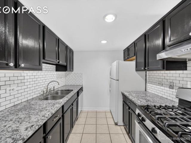 138 E Bailey Rd H, Naperville, IL