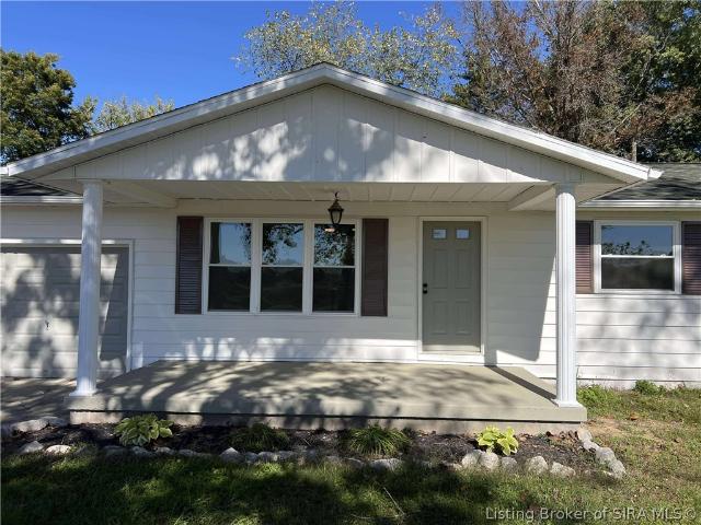 138 E Lovers Lane