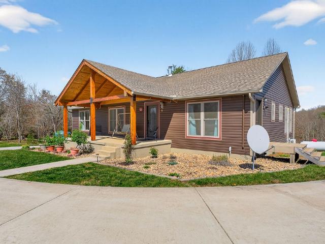 138 Effie Allen Ln