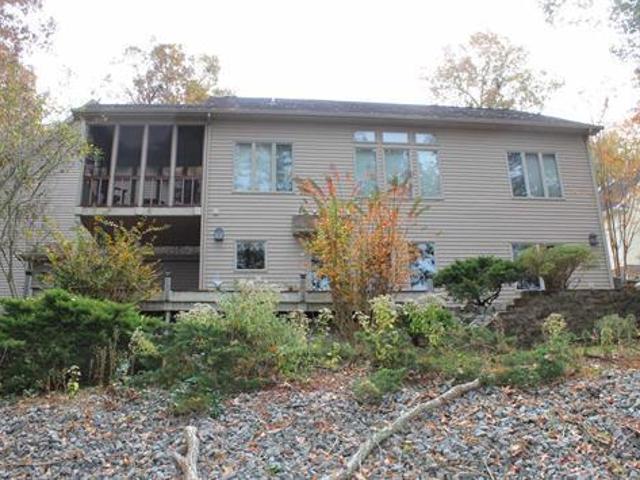 138 Elizabeth Drive